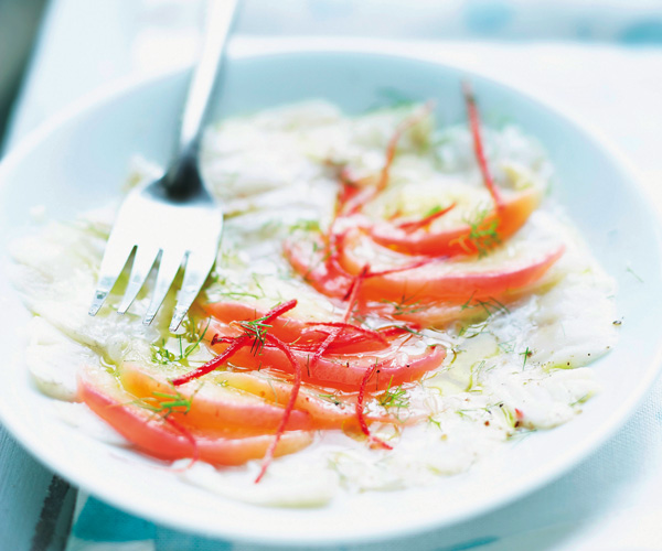 Fish recipe: Sea bass carpaccio with peaches