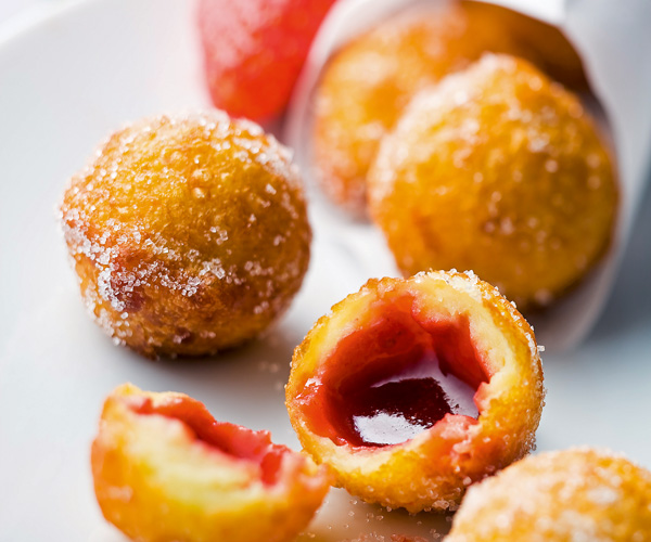 Easy recipe: Strawberry beignets